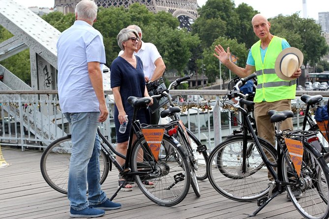 Secret Paris Tour on a Dutch Bike | Power Traveller
