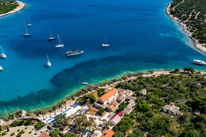 Split: Half Day Shipwreck & Blue Lagoon Private Beach Tour | Power ...