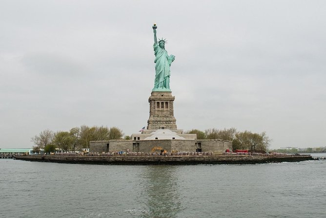 Statue of Liberty Express PreFerry Ticket+ Museum 1st TOUR | Power ...