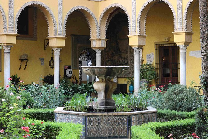 The Dueñas Palace | Power Traveller