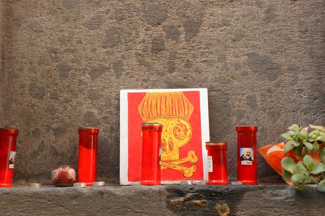 Walking Tour of the Neapolitan Superstition | Power Traveller