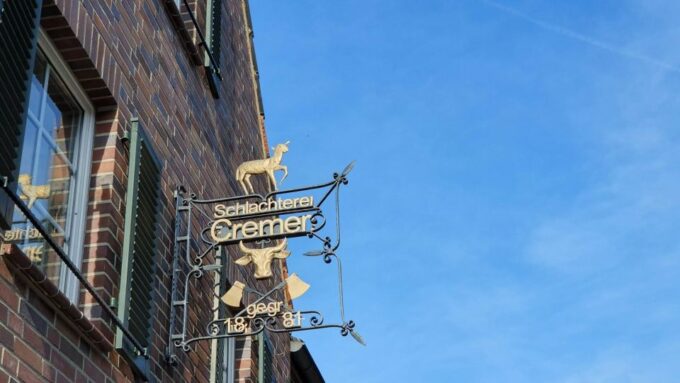 Zons: Self-guided Middle Ages Discovery Tour at Feste Zons | Power ...